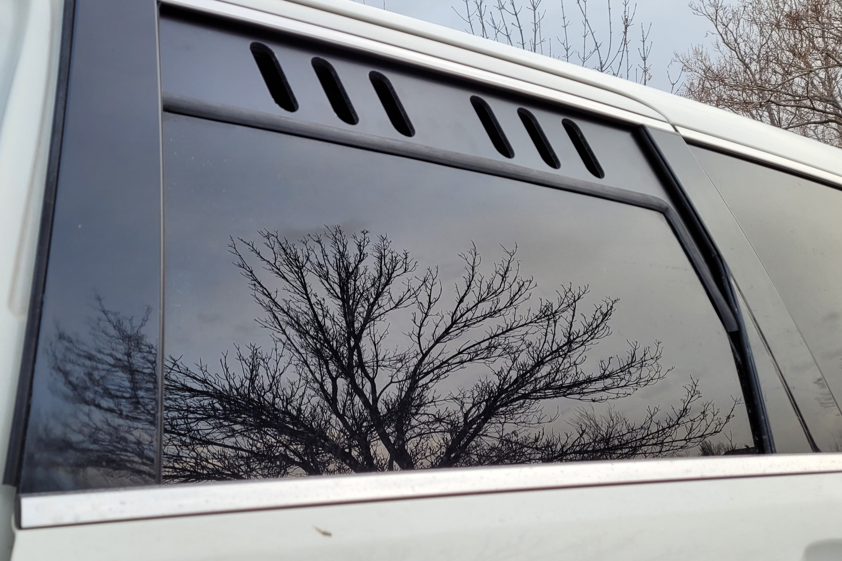 WK2 Rear Window Vents | Trailway Designs Ltd.